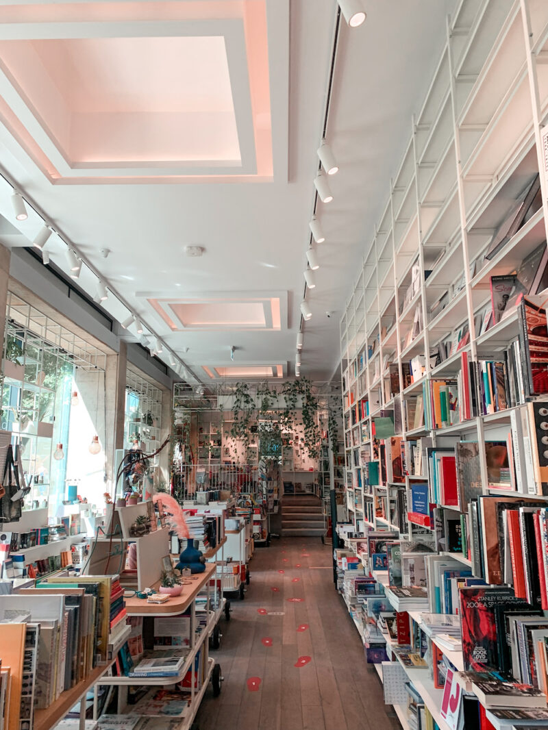 Bookstores I Love: Carturesti Carusel in Bucharest, Romania - Stay to ...