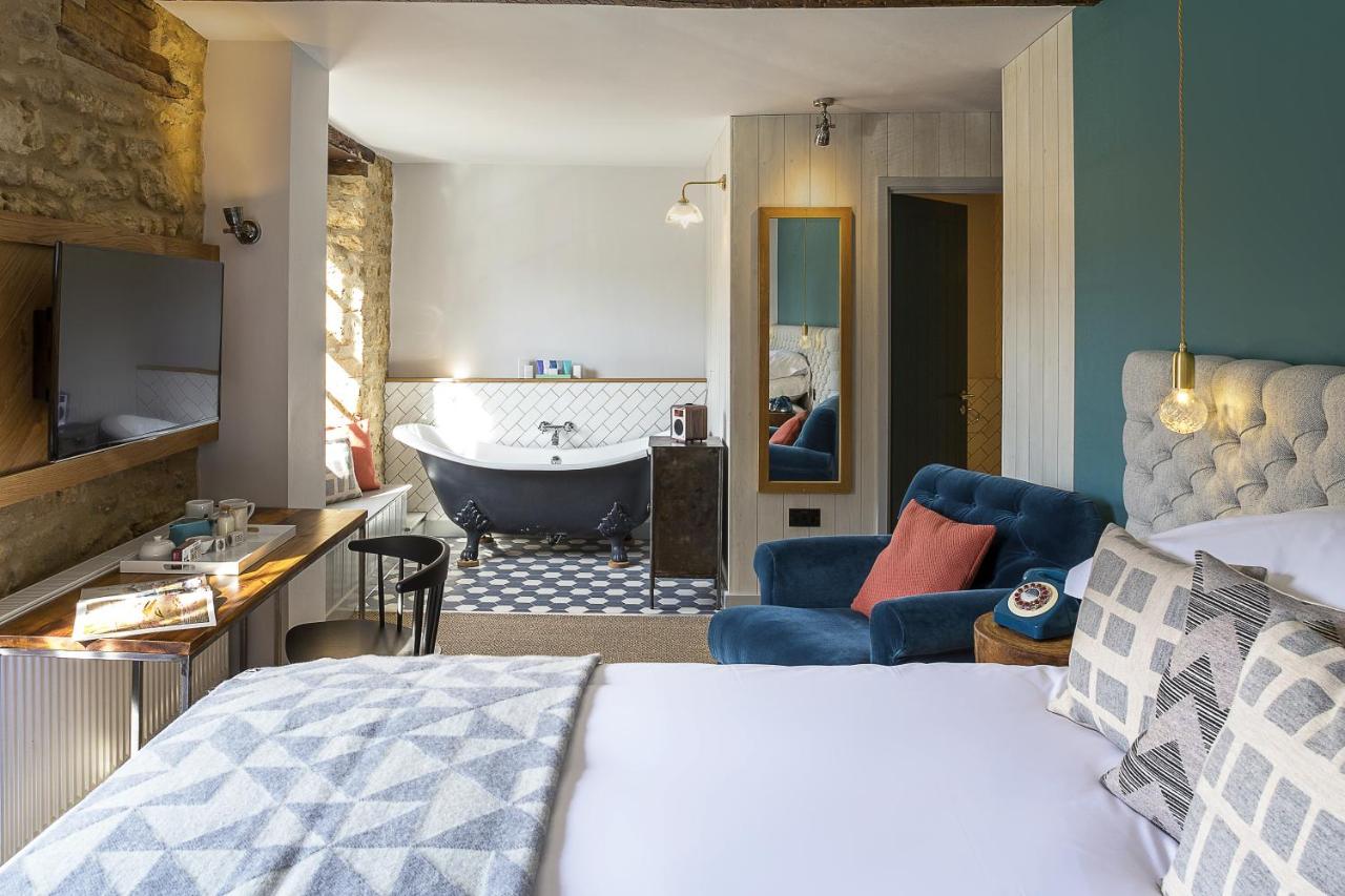 10 Best Luxury Hotels in the Cotswolds - Stay to Wander