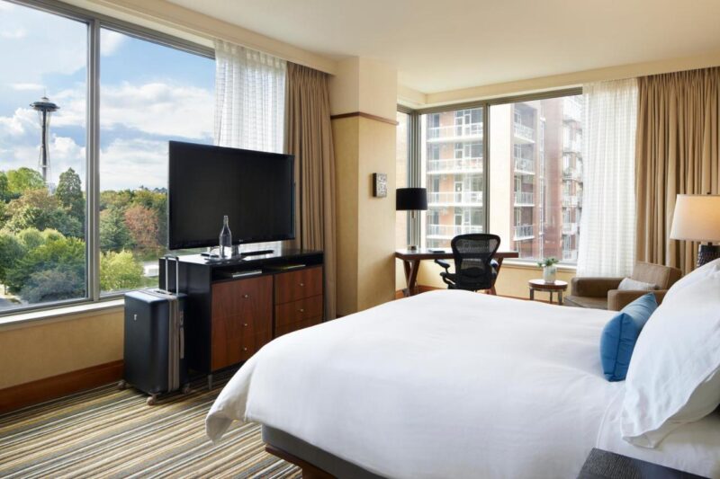 Where to Stay in Seattle Before a Cruise - Stay to Wander