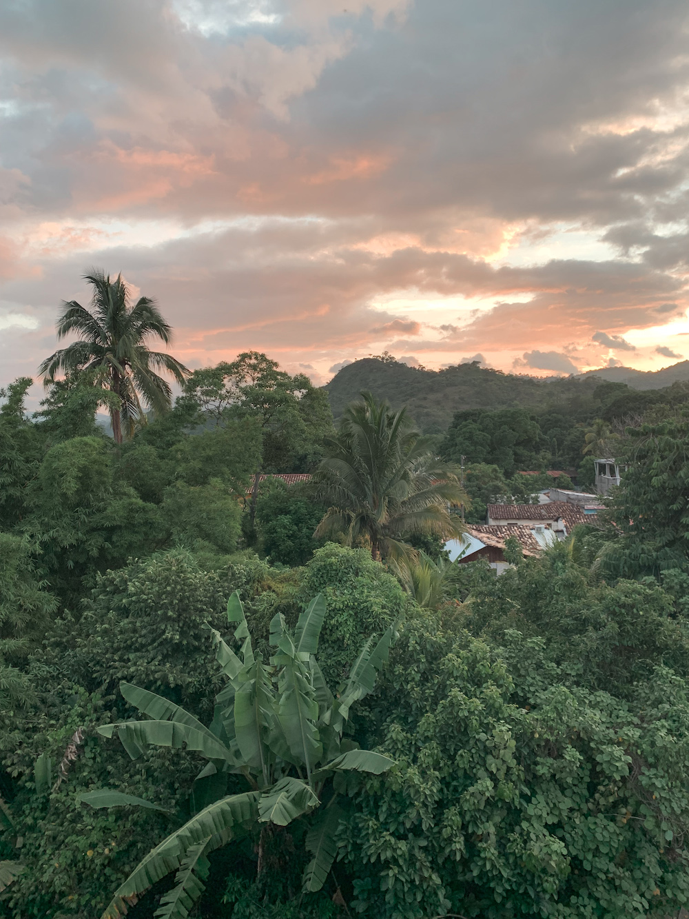Is Honduras Safe for Solo Female Travelers? - Stay to Wander