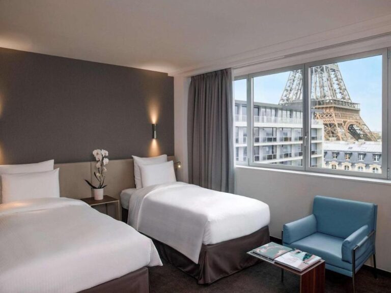 18 Best Paris Hotels With Eiffel Tower Views Stay To Wander 8815