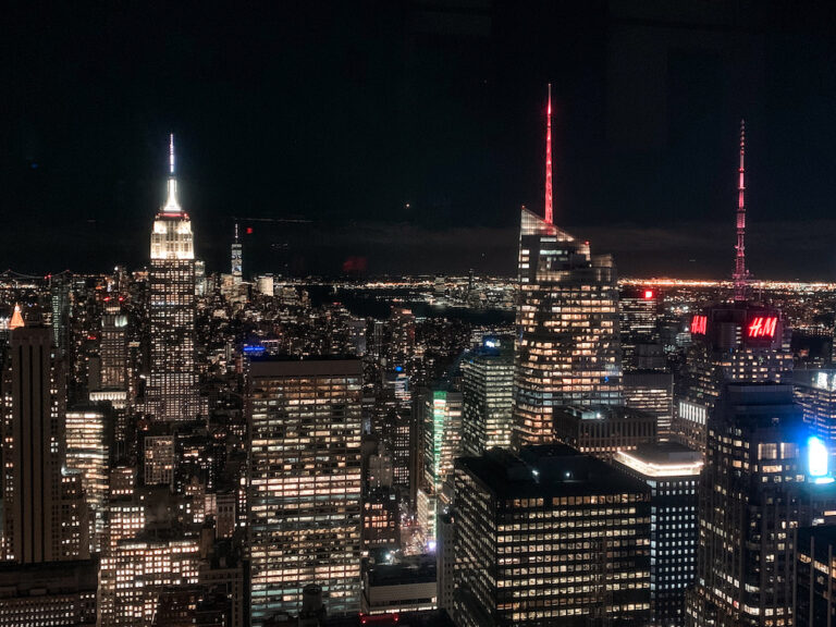 NYC Bucket List: 90 Things to Do in New York City - Stay to Wander