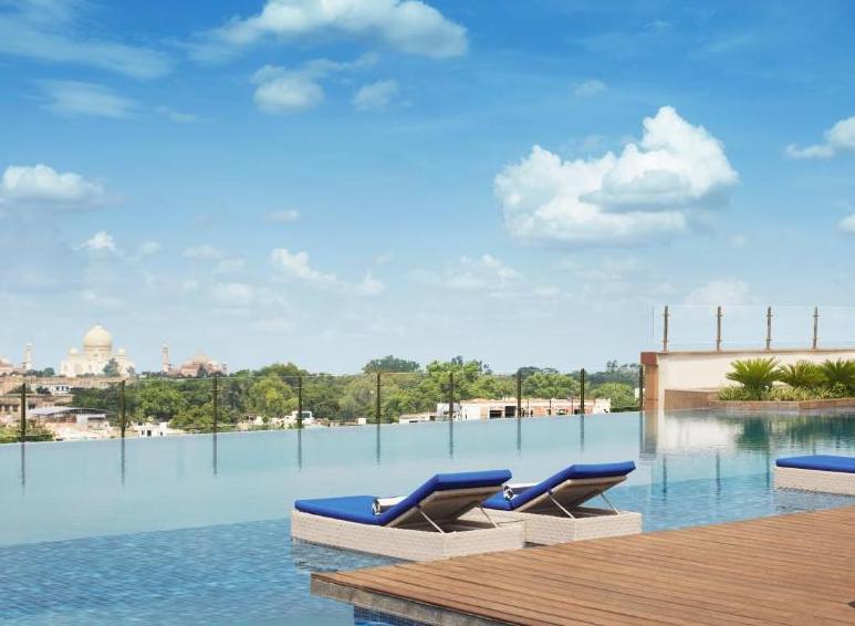 Where to Stay in Agra Near Taj Mahal: Top 6 Best Hotels - Stay to Wander